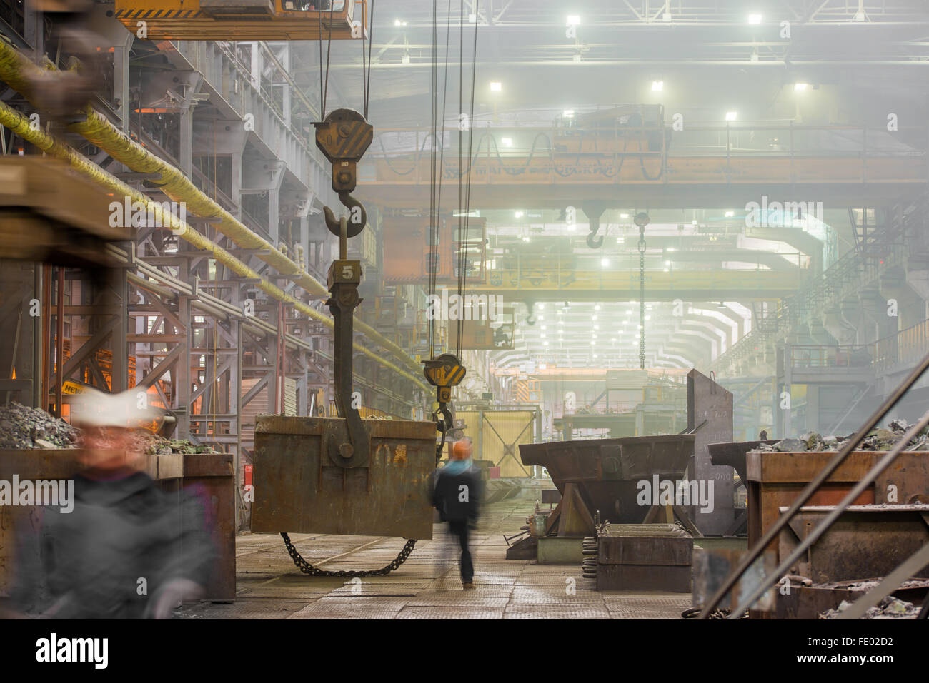 Old heavy factory Stock Photo - Alamy