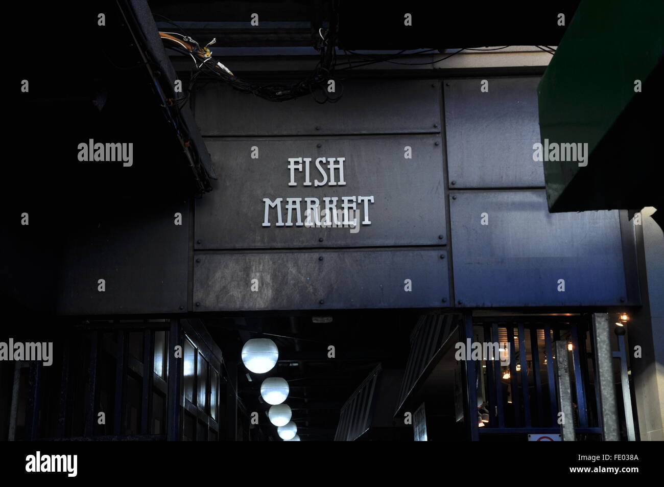 Doncaster market sign hi-res stock photography and images - Alamy
