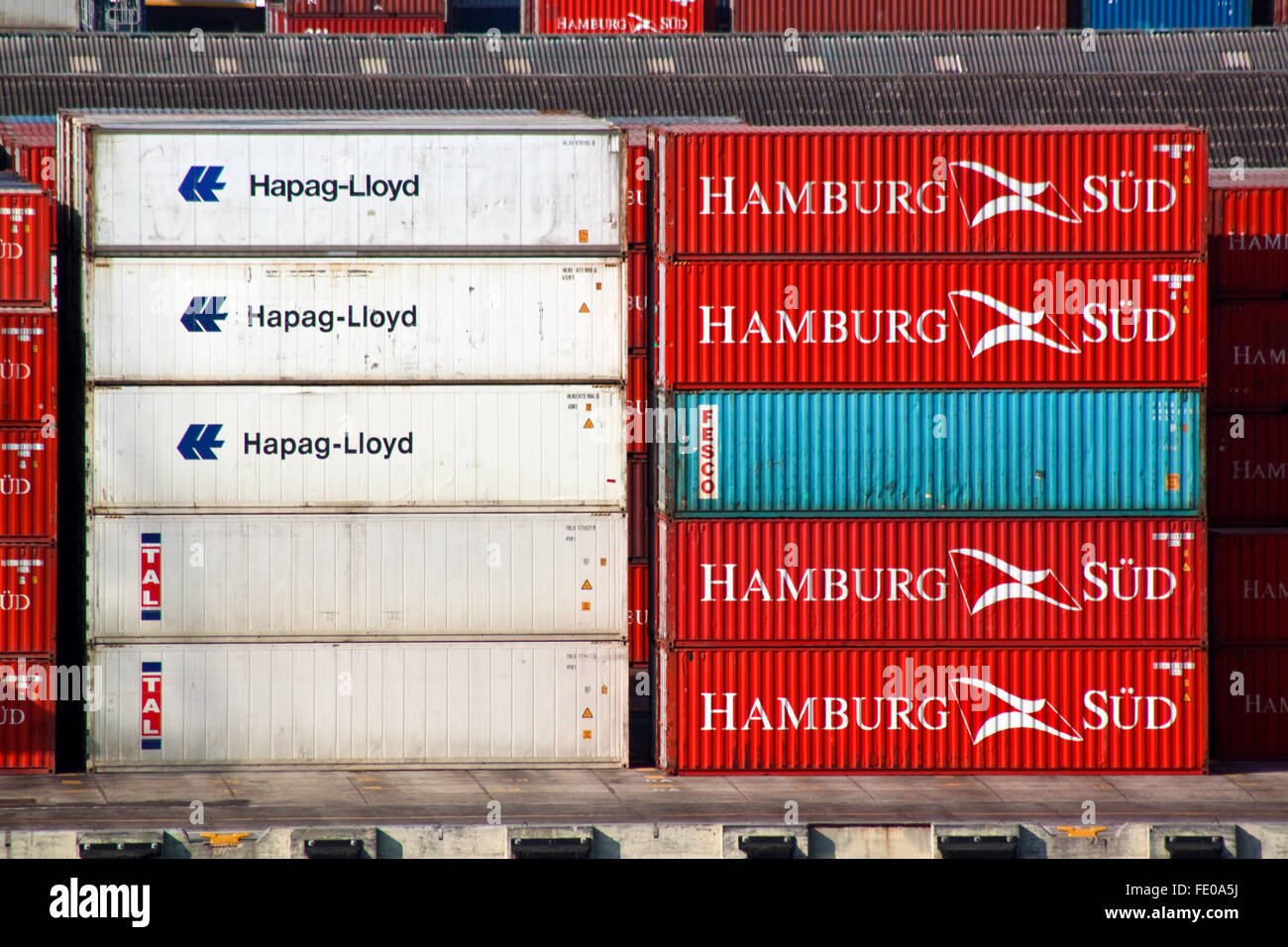 Assorted shipping containers hi-res stock photography and images - Alamy