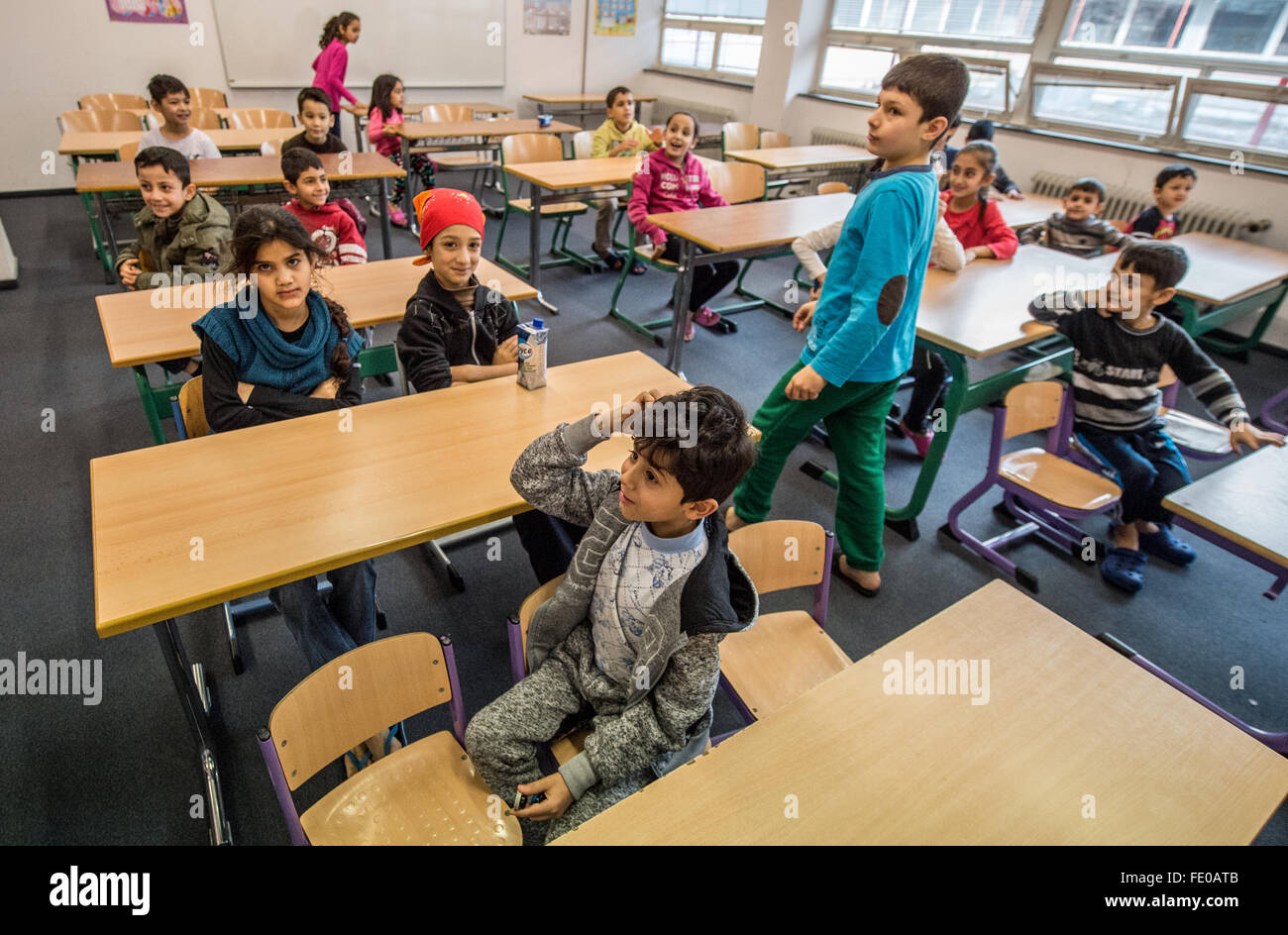 Refugee children classroom hi-res stock photography and images - Alamy