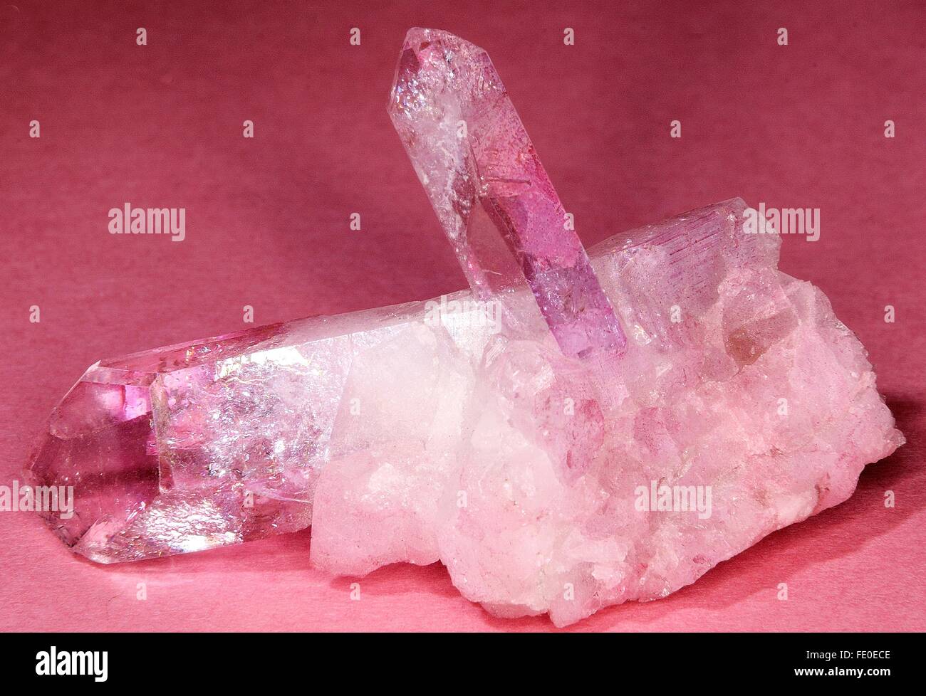 PINK QUARTZ CRYSTAL Stock Photo - Alamy