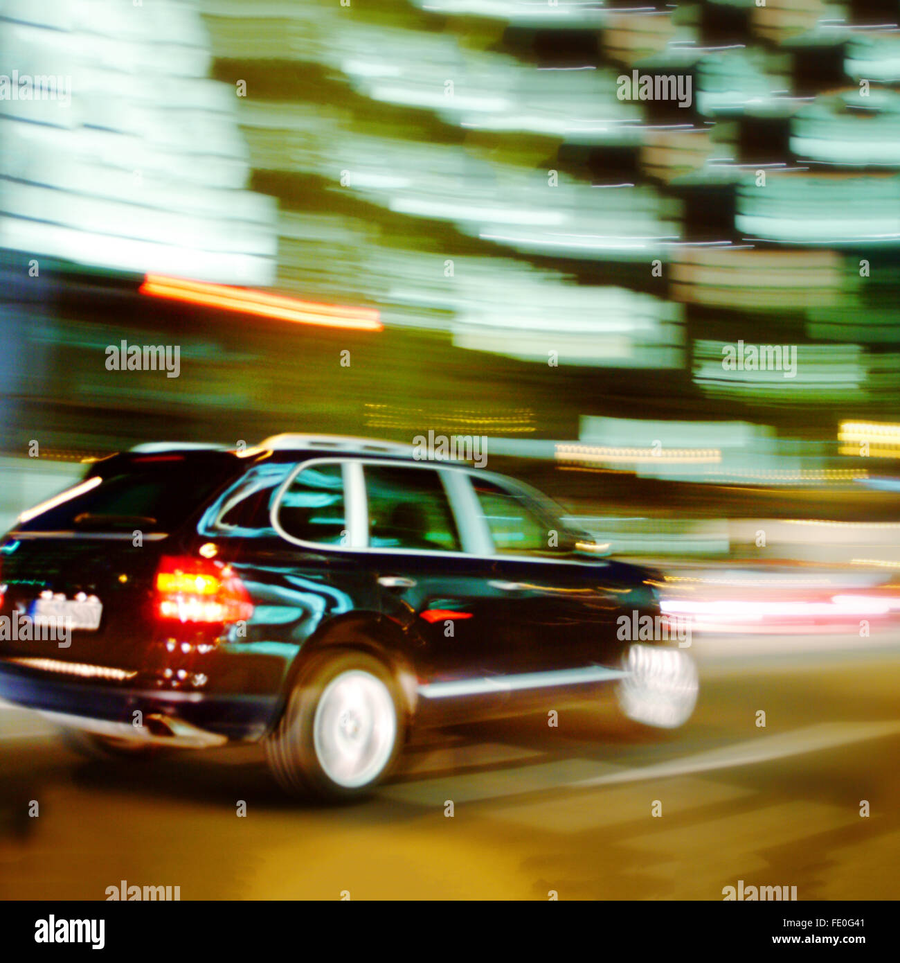 Car fast city hi-res stock photography and images - Alamy