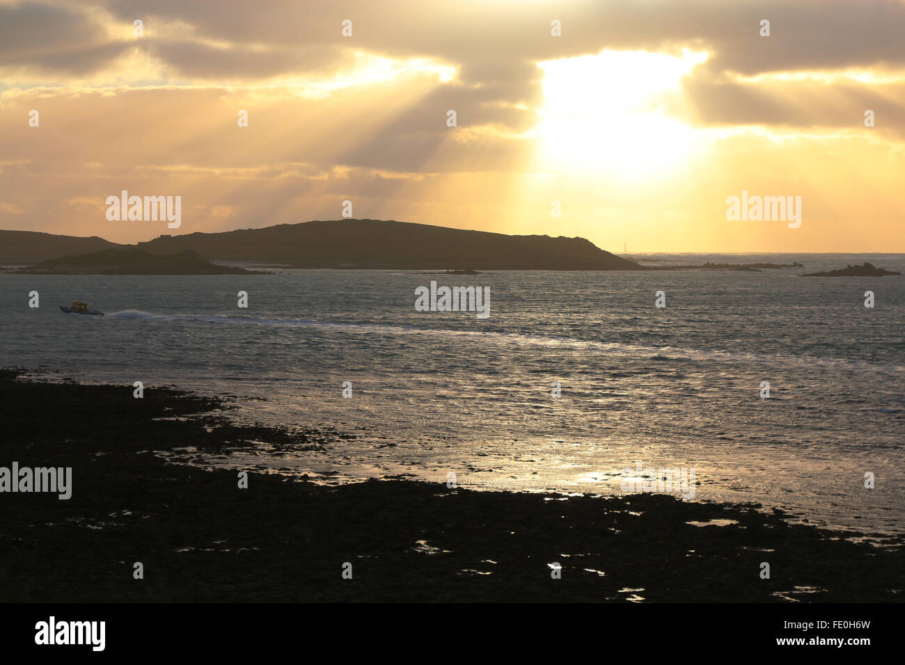 spectacular sunset isles of Scilly Stock Photo - Alamy