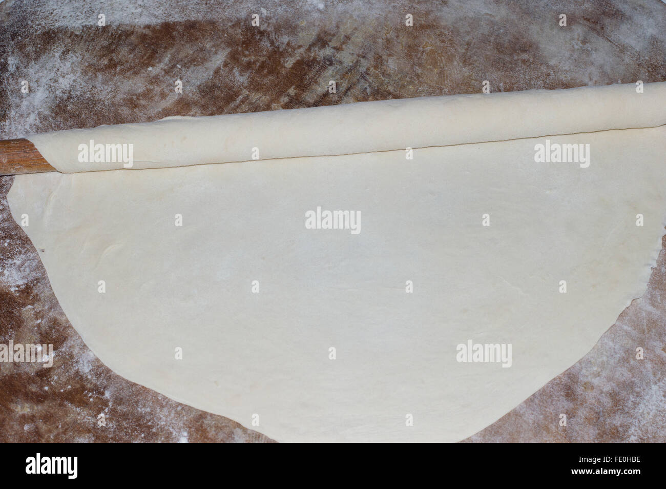 Rolling pin and homemade pie dough Stock Photo - Alamy