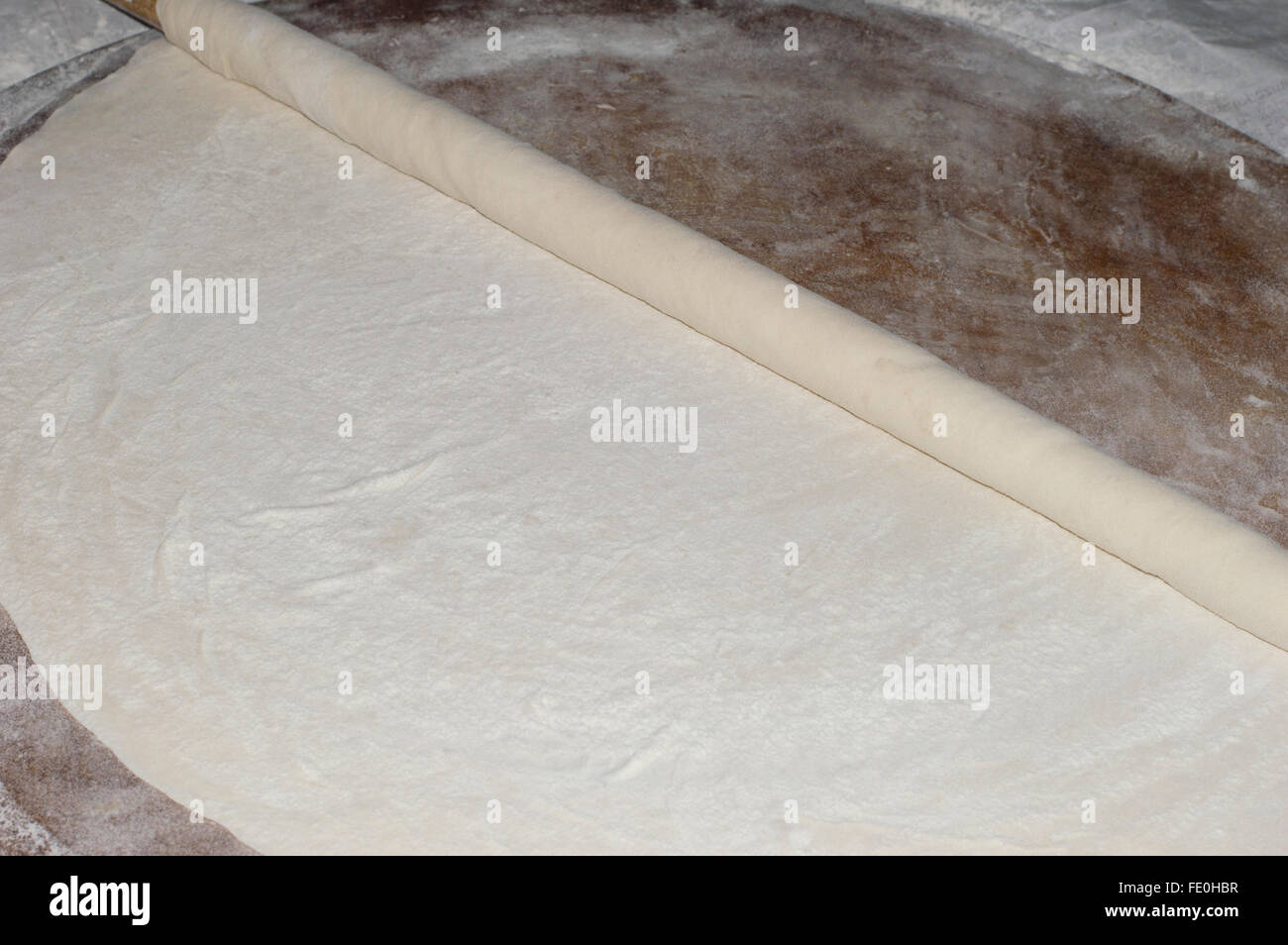 Rolling pin and homemade pie dough Stock Photo - Alamy