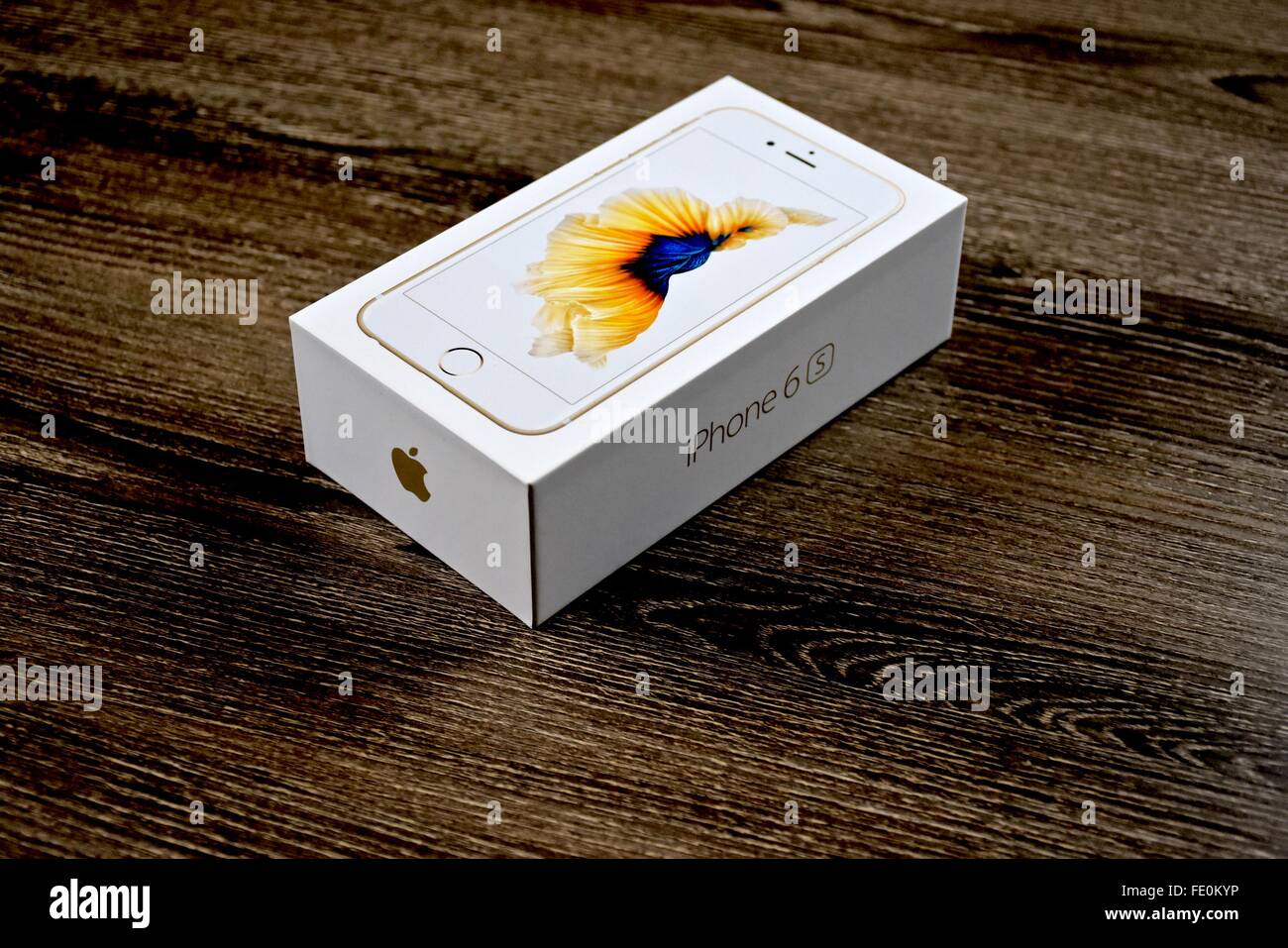 Apple iPhone box on a wood surface Stock Photo - Alamy