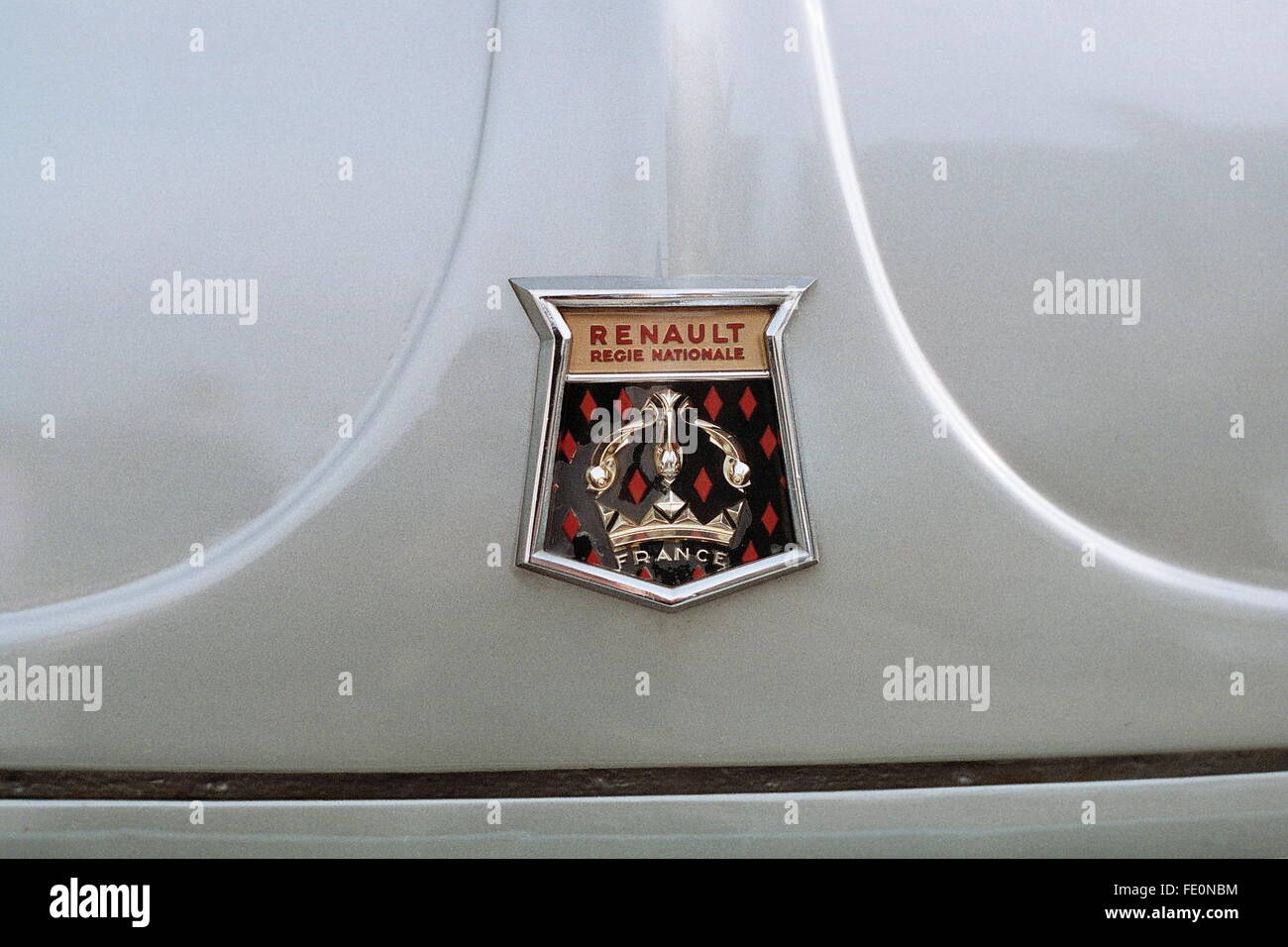 Renault badge hi-res stock photography and images - Alamy