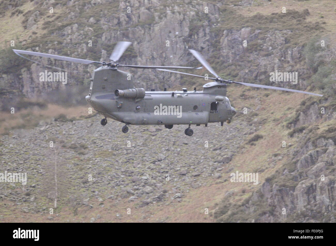 Us army chinook helicopter hi-res stock photography and images - Alamy