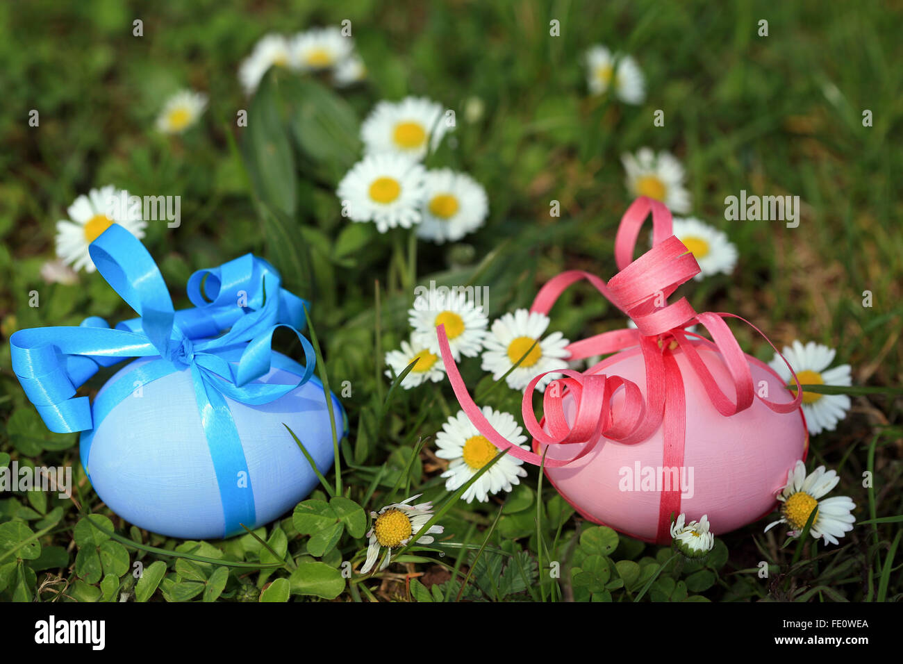 Easter egg hunt in the garden Stock Photo - Alamy