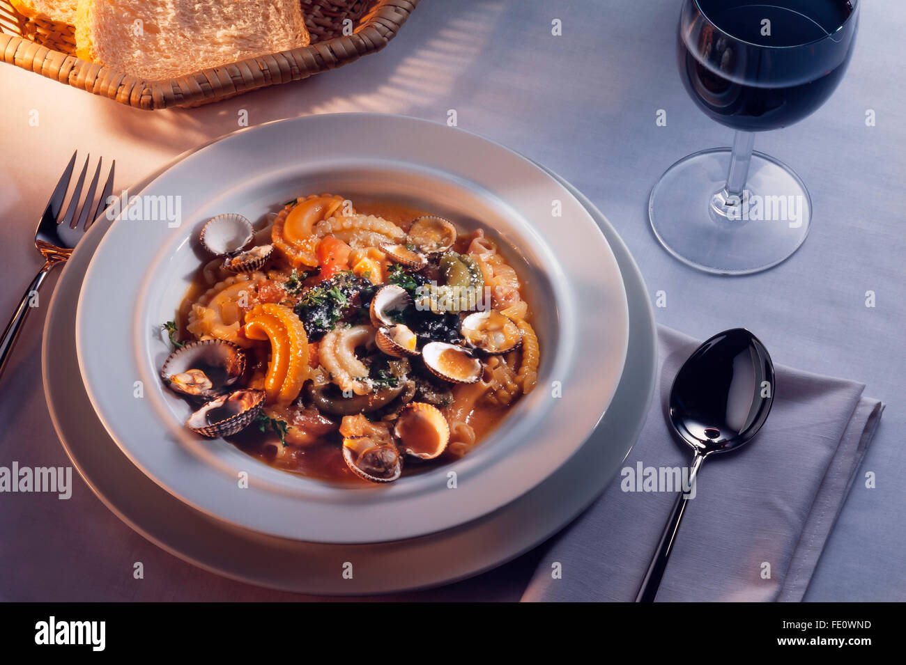 Seafood table setting hi-res stock photography and images - Alamy