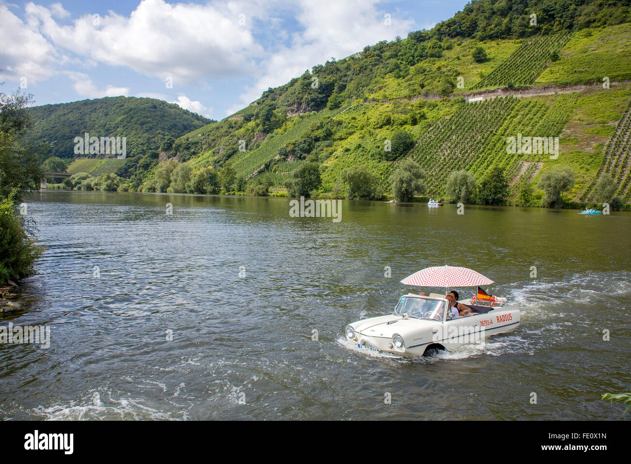 Amphibian Vehicle High Resolution Stock Photography and Images - Alamy