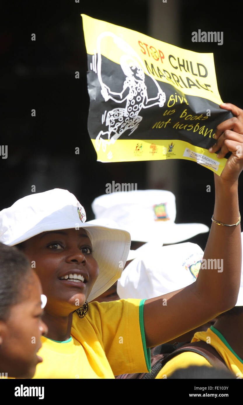 Zimbabwean woman hi-res stock photography and images - Alamy