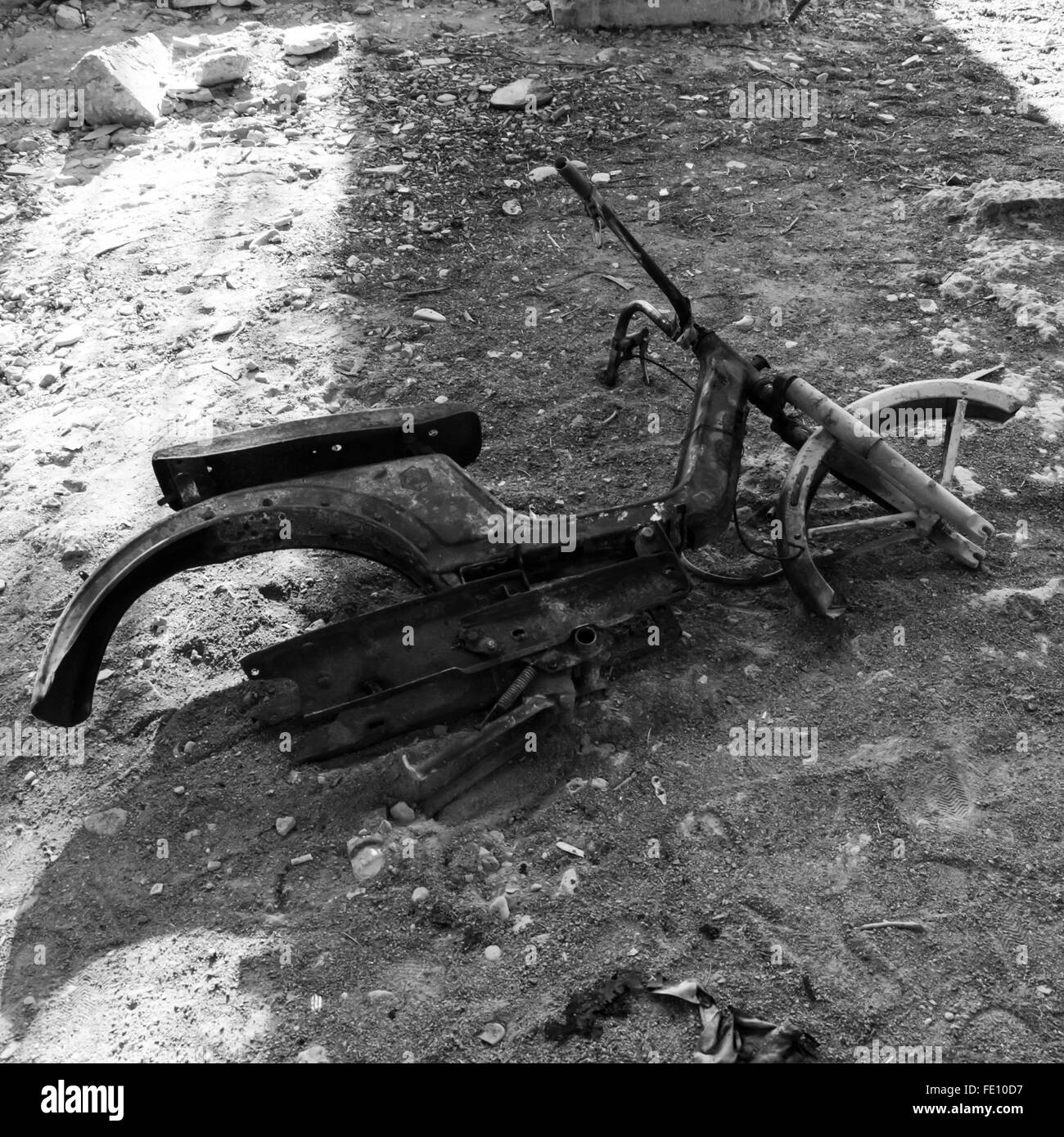 Rusted cycle hi-res stock photography and images - Alamy