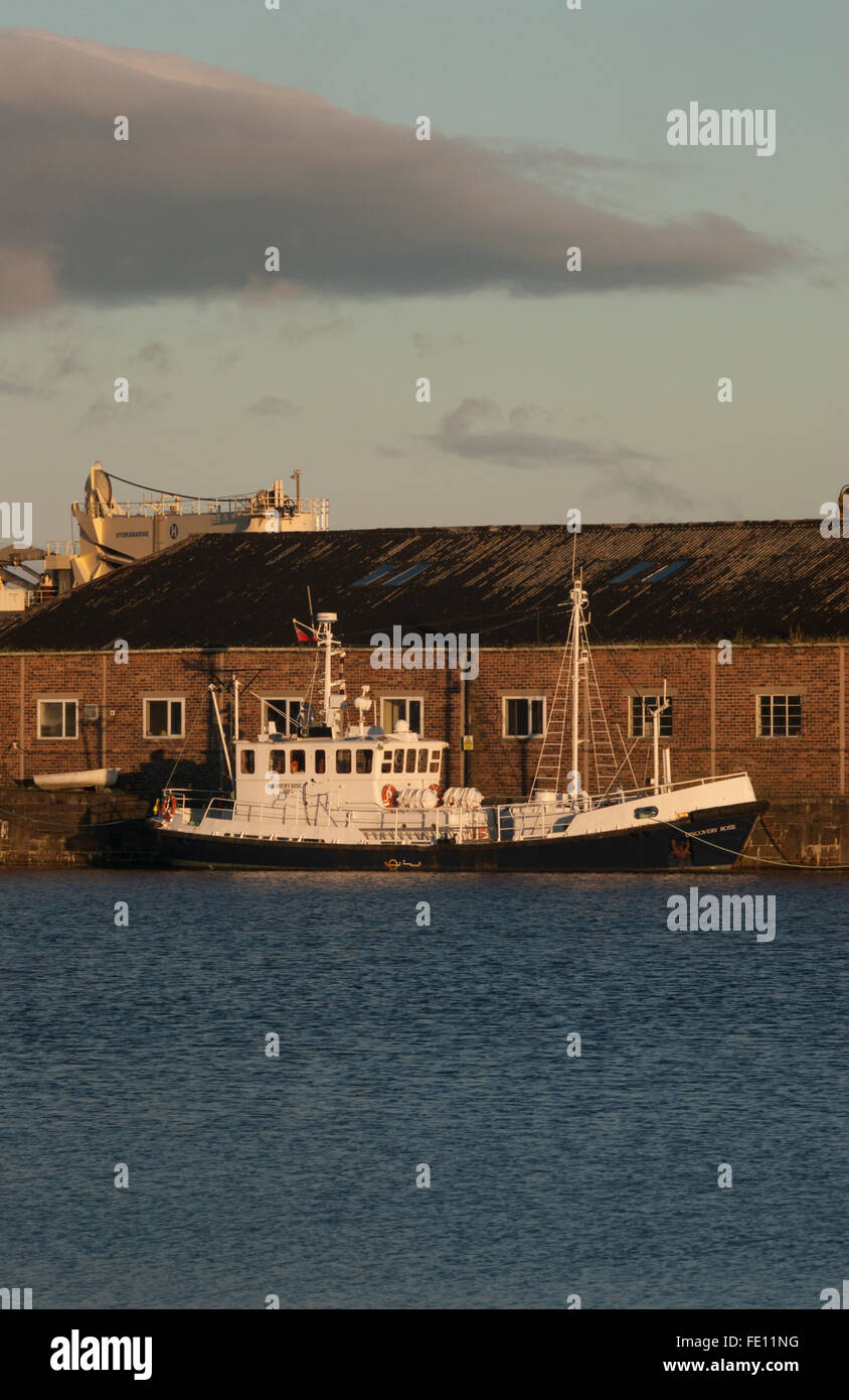 Dundee docks hi-res stock photography and images - Alamy