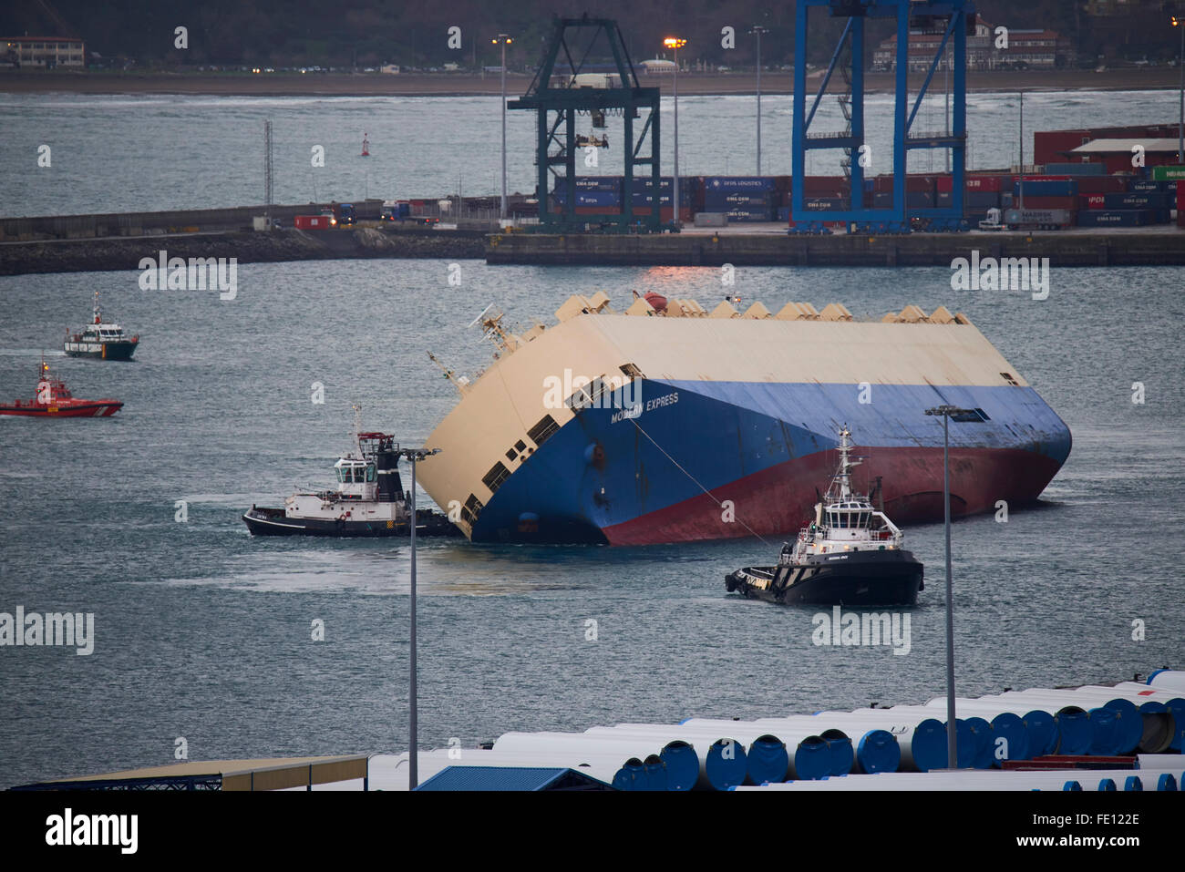 Modern express ship hi-res stock photography and images - Alamy