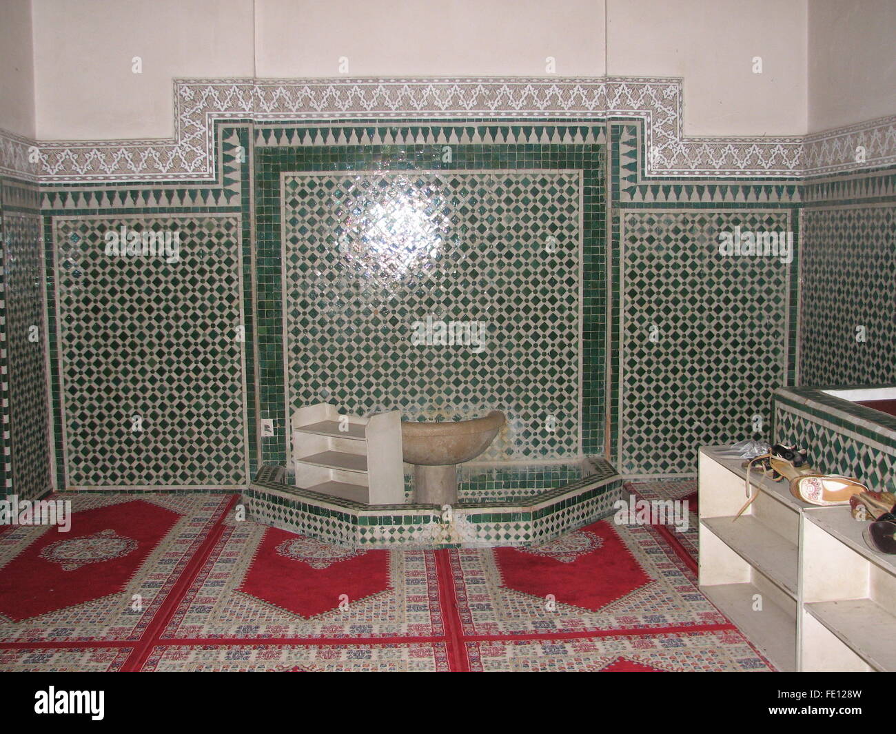 Sunnah mosque hi-res stock photography and images - Alamy