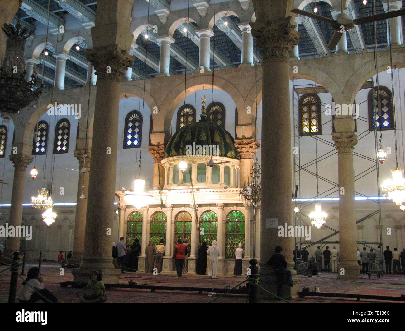 Burrial place of Prophet John / Prophet Yahya, Ummayad Mosque, Damascus ...