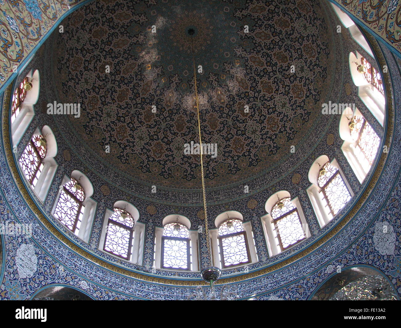 Shrine of Zaynab. The Granddaughter of Prophet Muhammad in Damascus ...