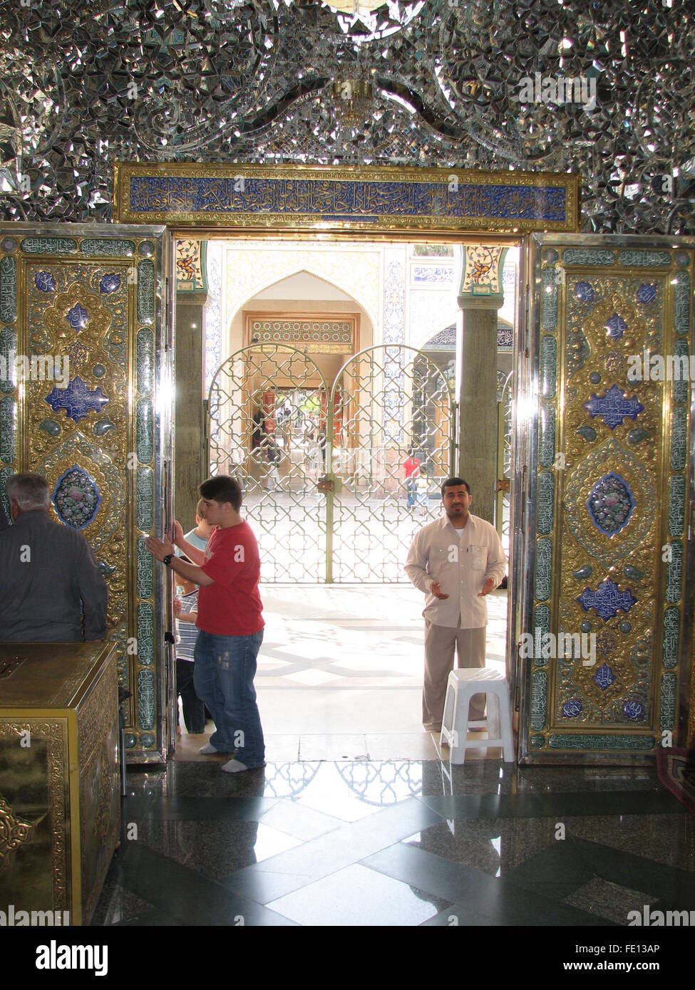 Shrine of Zaynab. The Granddaughter of Prophet Muhammad in Damascus ...