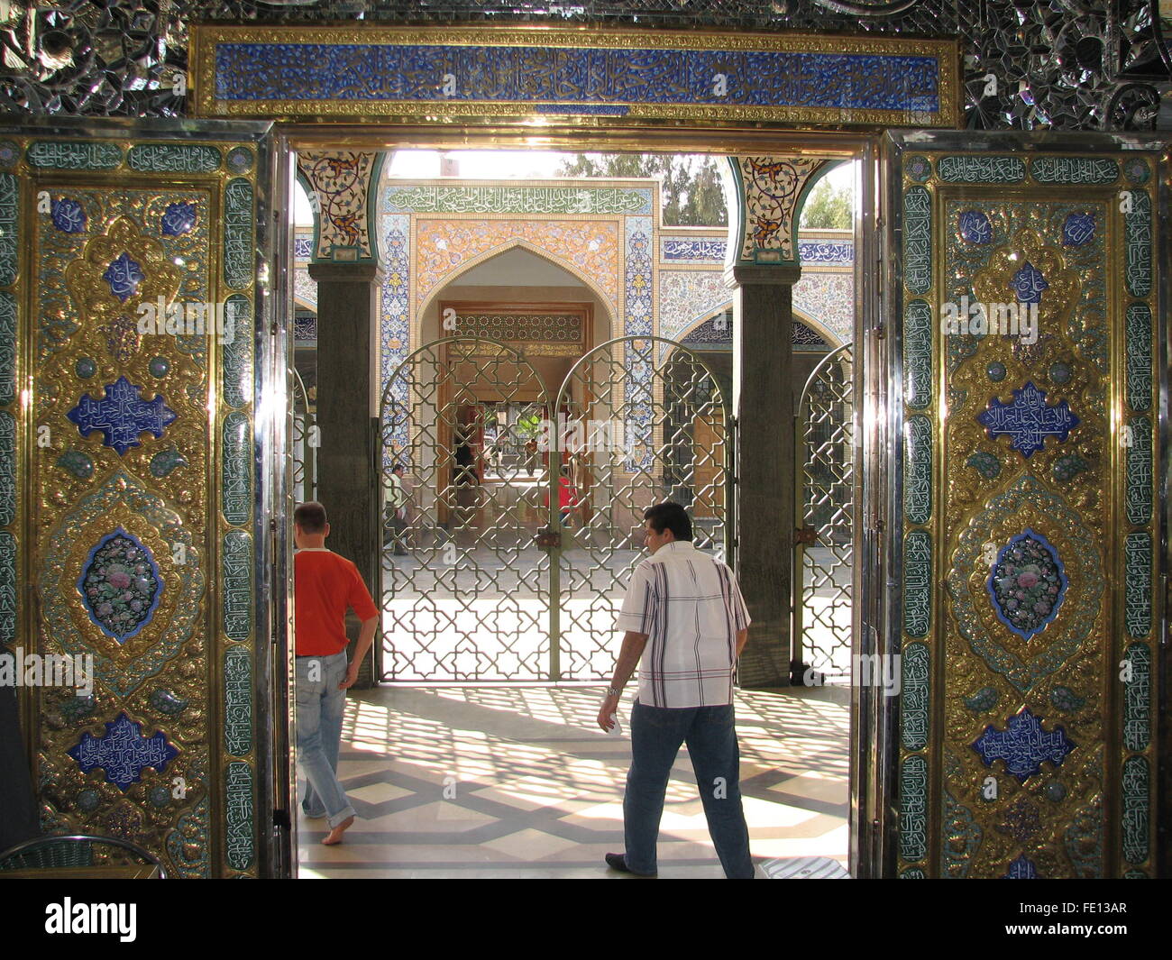 Shrine of Zaynab. The Granddaughter of Prophet Muhammad in Damascus ...