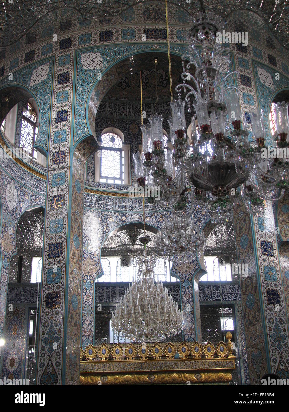 Shrine of Zaynab. The Granddaughter of Prophet Muhammad in Damascus ...