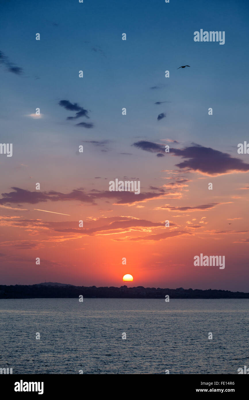 sea sky sunset sun landscape Stock Photo - Alamy