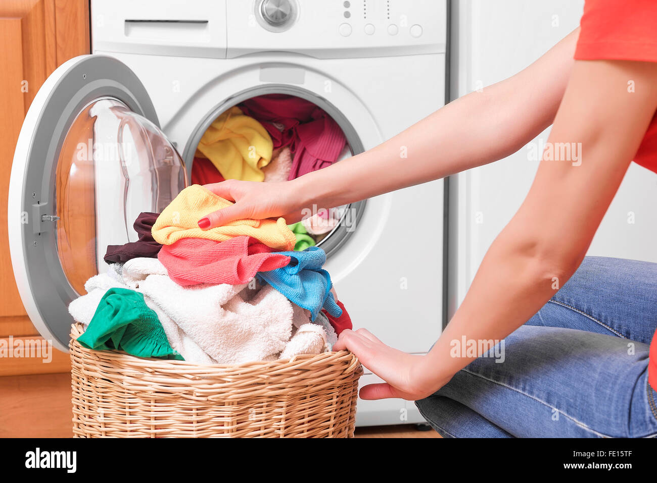 Preparing the wash cycle Stock Photo - Alamy Preparing the wash cycle Stock Photo - Alamy