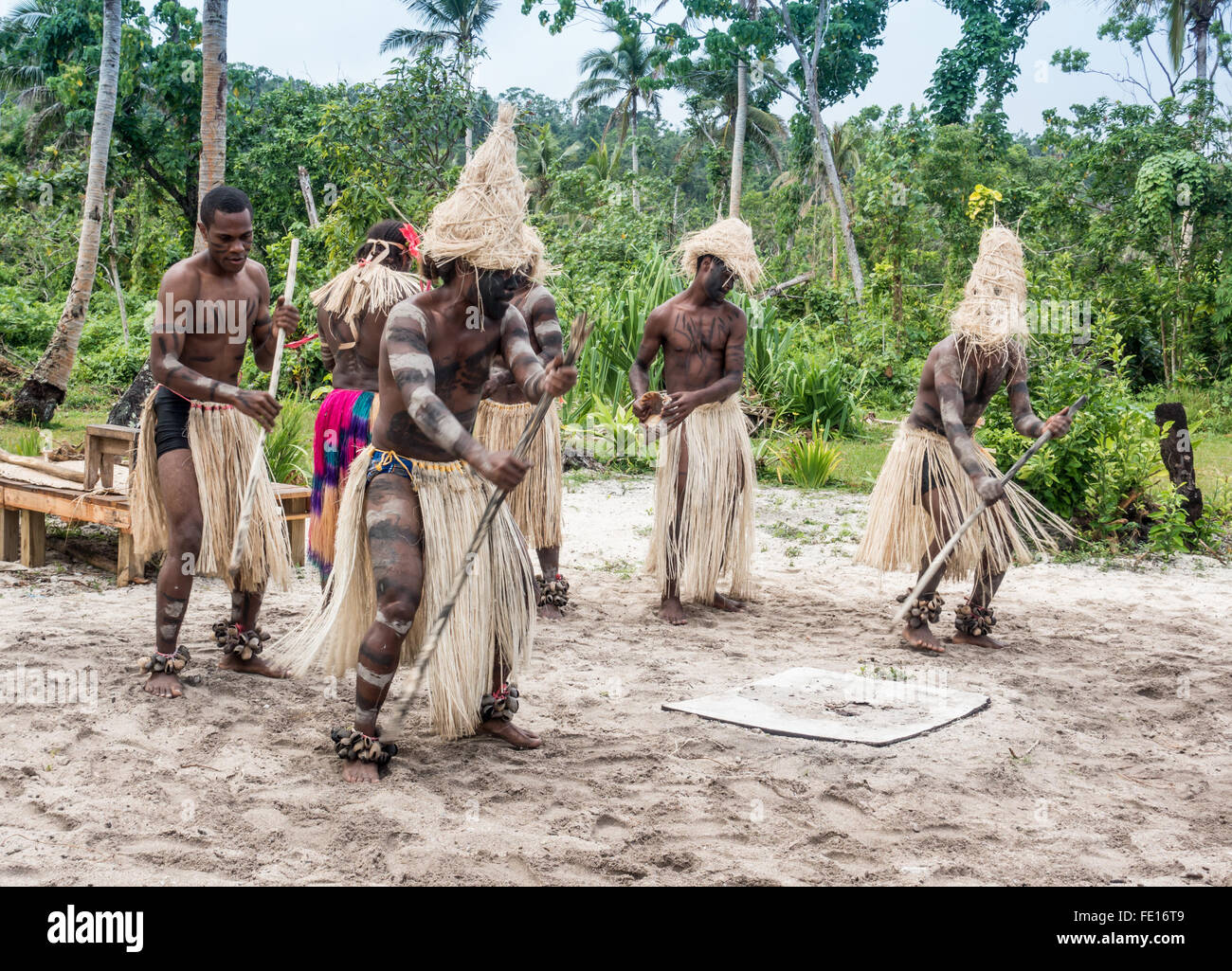 Traditional village vanuatu hi-res stock photography and images - Alamy