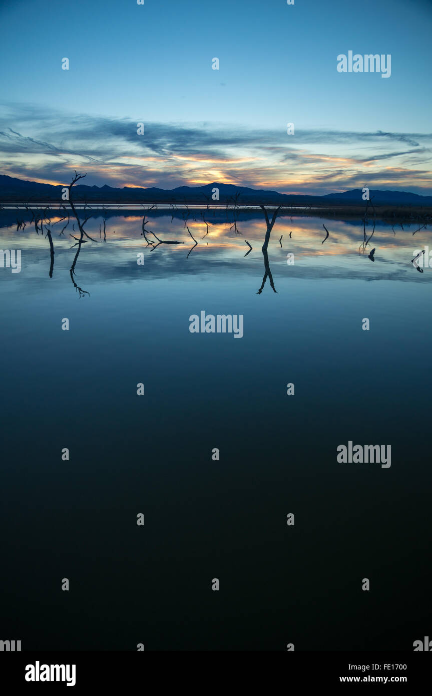 Fading light by the river hi-res stock photography and images - Alamy