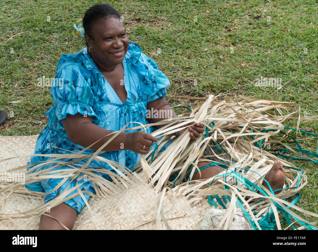 A woman demonstrates traditional basket weaving in Vanuatu Stock Photo ...