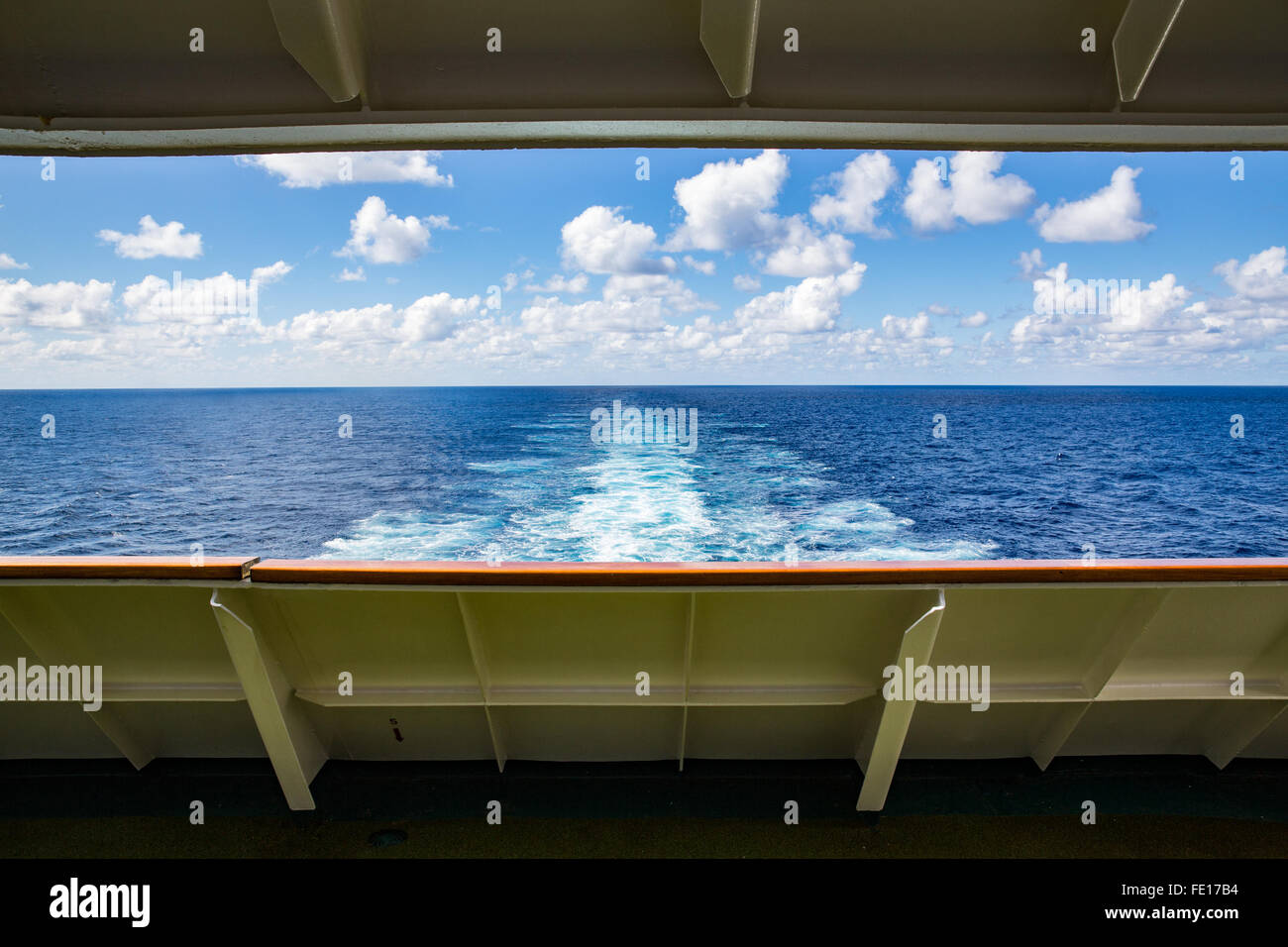 Stern view hi-res stock photography and images - Alamy