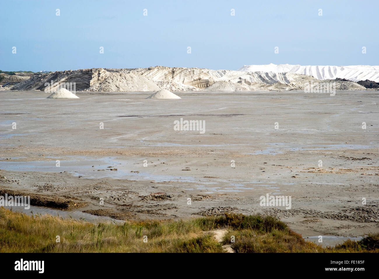 Camargue salt marsh deposit hi-res stock photography and images - Alamy