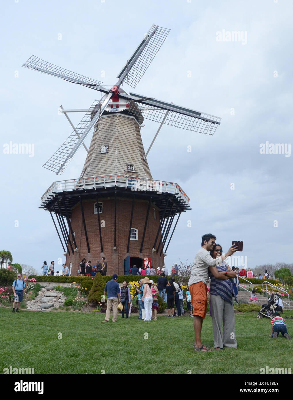 Holland michigan windmill hi-res stock photography and images - Alamy
