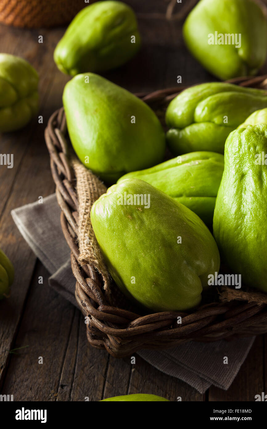 Raw Green Organic Chayote Ready to Eat Stock Photo - Alamy