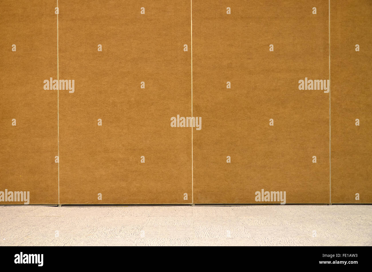 empty brown wall and carpet floor Stock Photo - Alamy