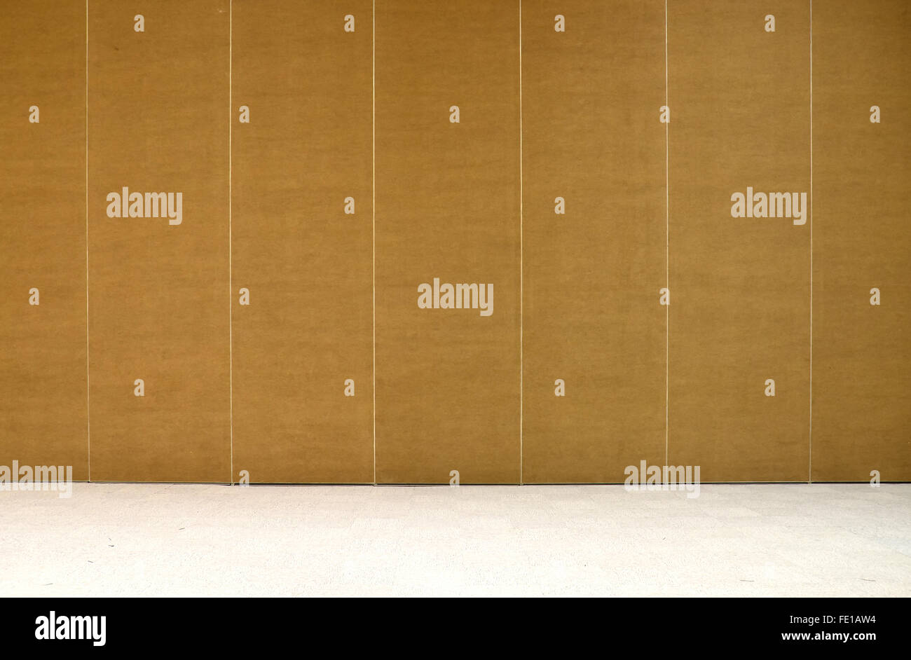 empty brown wall and carpet floor Stock Photo - Alamy