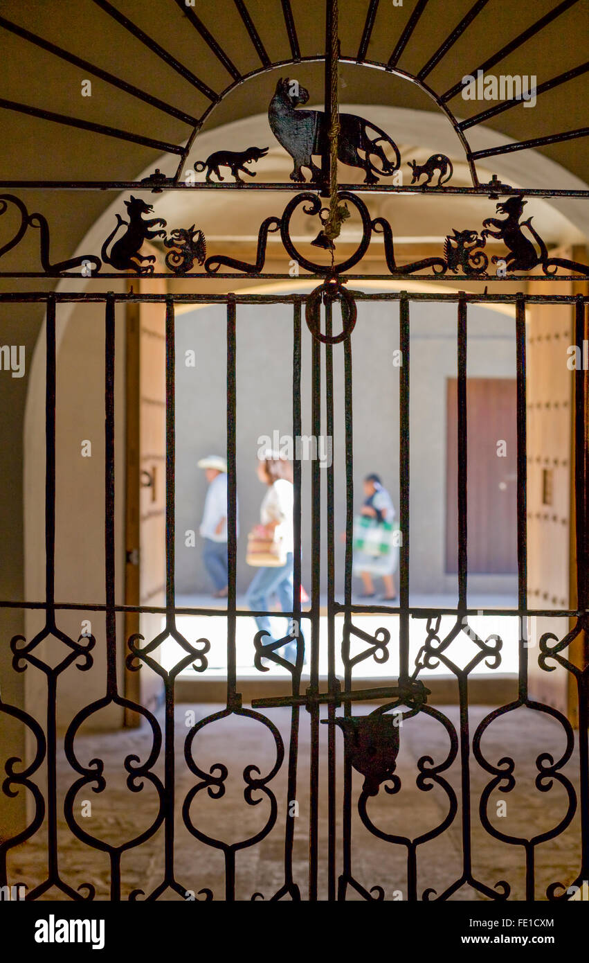 Mexican wrought iron gate hi-res stock photography and images - Alamy