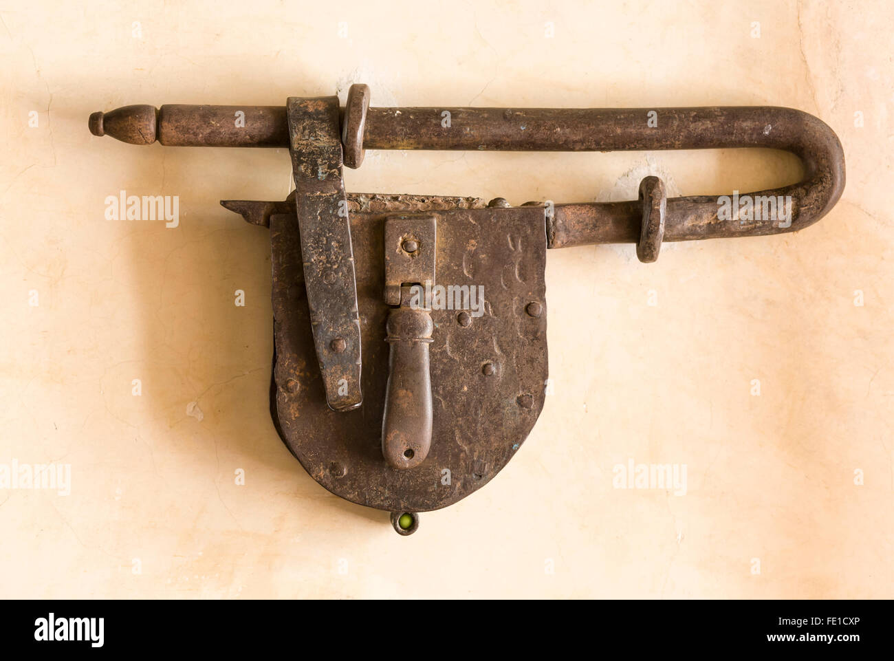 Antique large padlock hi-res stock photography and images - Alamy