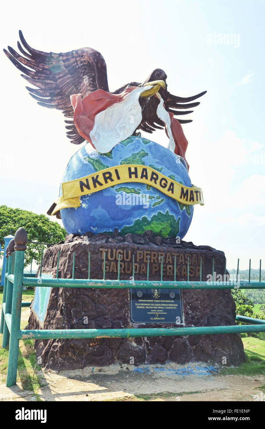 Tugu garuda hi-res stock photography and images - Alamy
