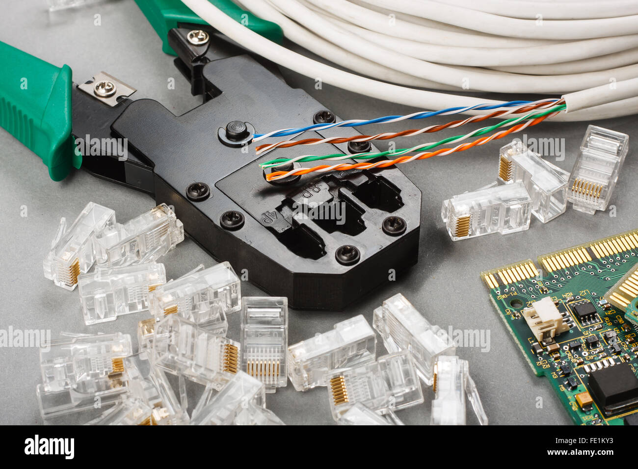 Installing cable hi-res stock photography and images - Alamy