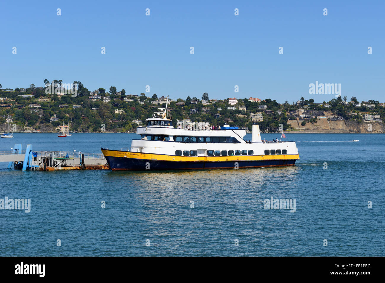 Local ferry arriving at Sausalito, California, USA Stock Photo - Alamy