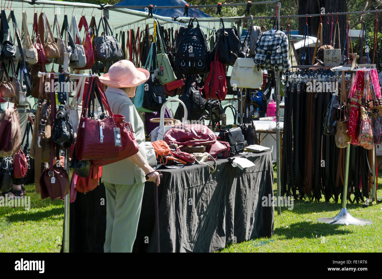 Country market stalls hi-res stock photography and images - Alamy
