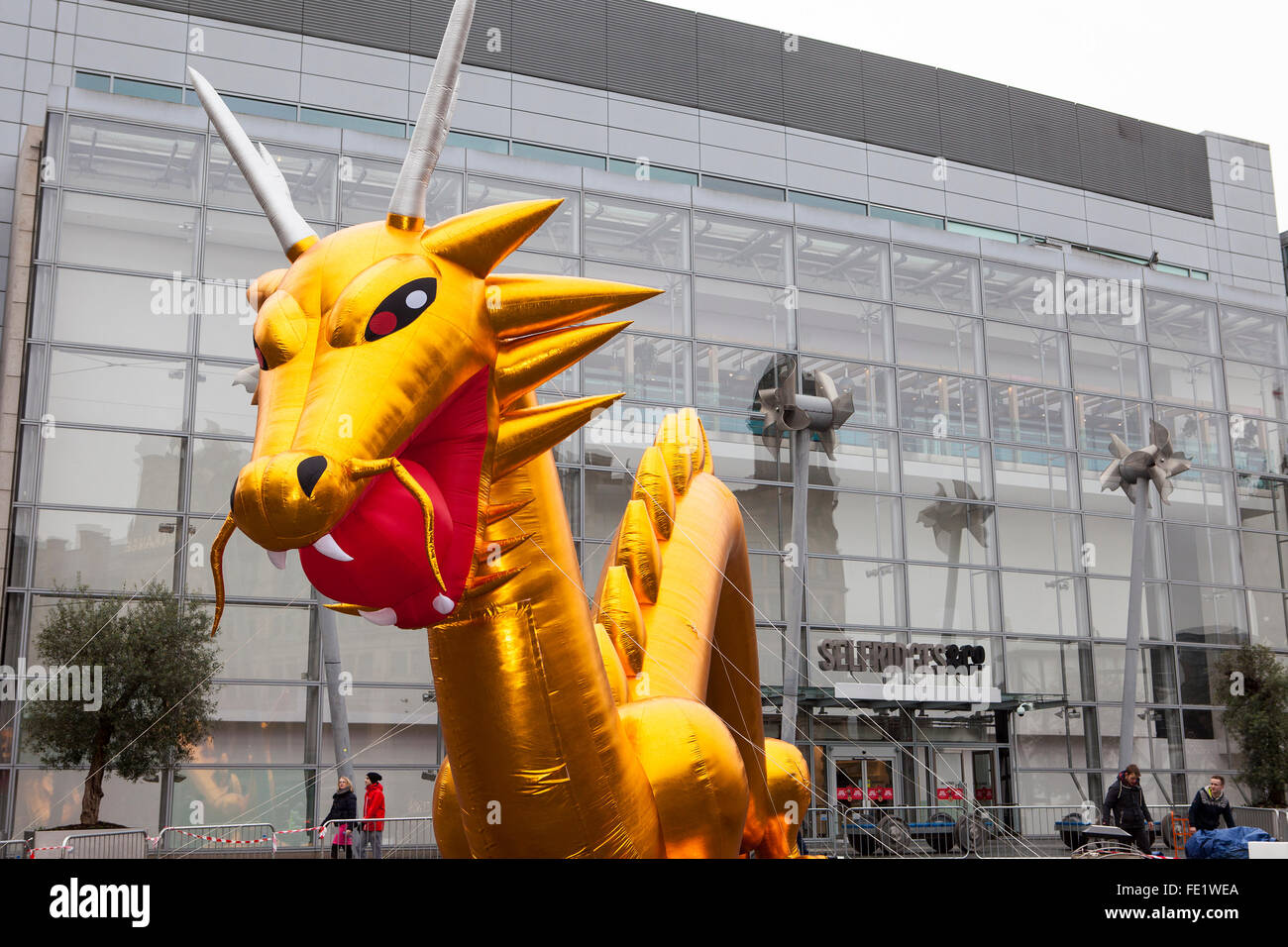 Chinese dragon parade head body hi-res stock photography and images - Alamy