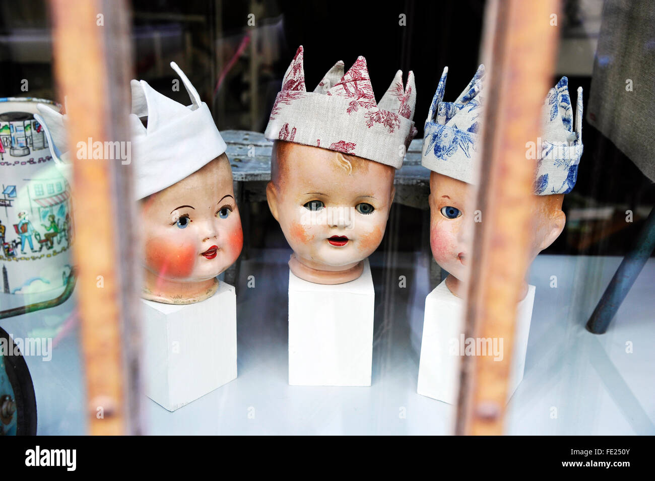 Shop window of a second hand goods dealer, Paris Stock Photo - Alamy