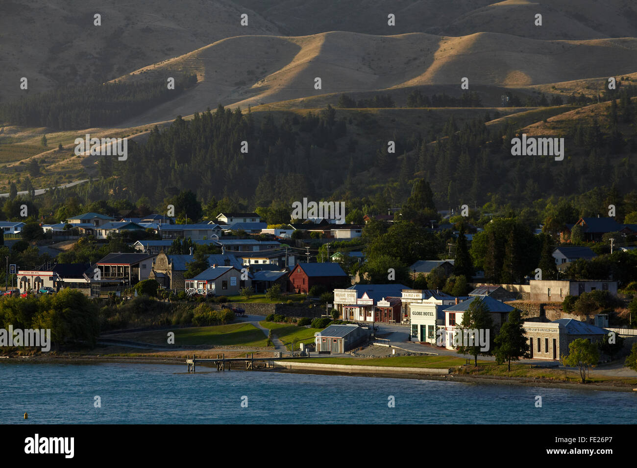 Lake Dunstan and historic buildings at Old Cromwell Town, Central Otago ...