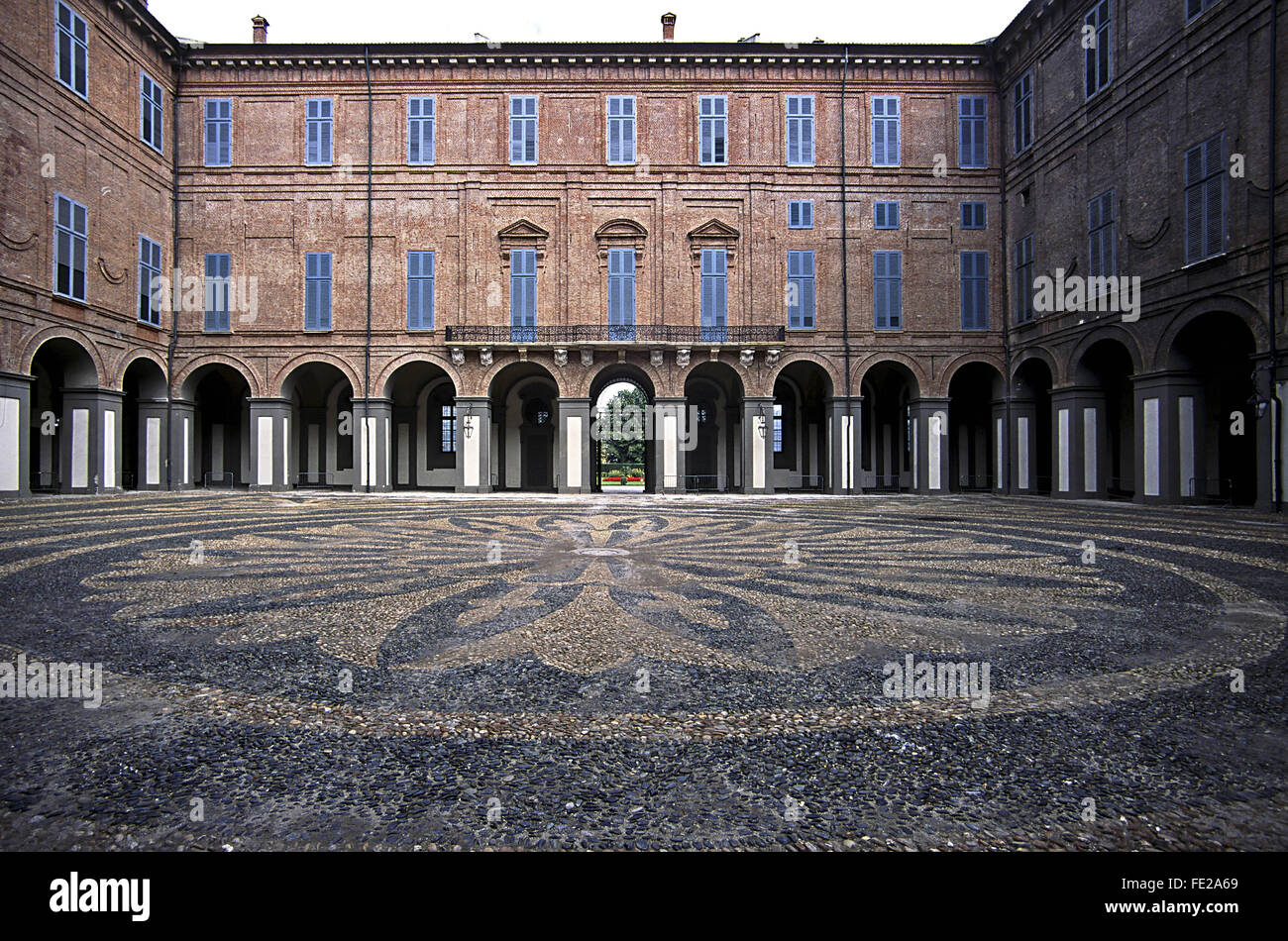 Palazzo Reale, inner courtyard with entrace to the gardens , Turin ...