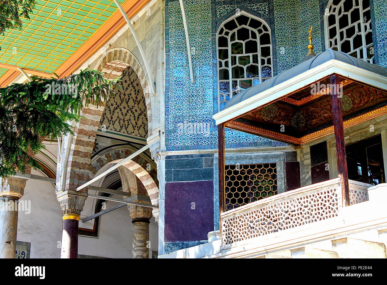 Low Angle View Of Mosque Stock Photo - Alamy