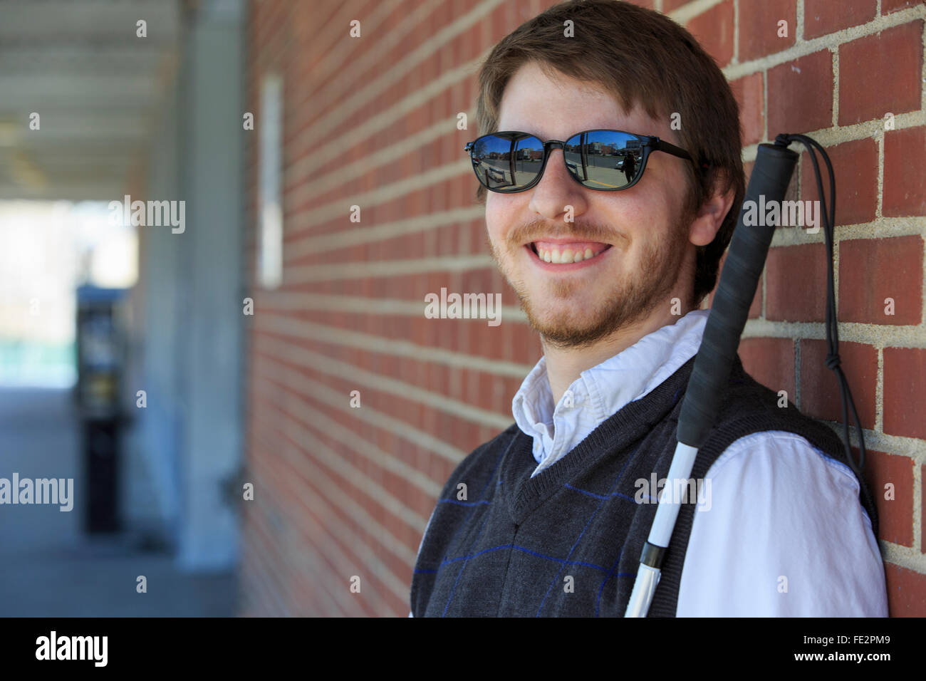Blind person hi-res stock photography and images - Alamy
