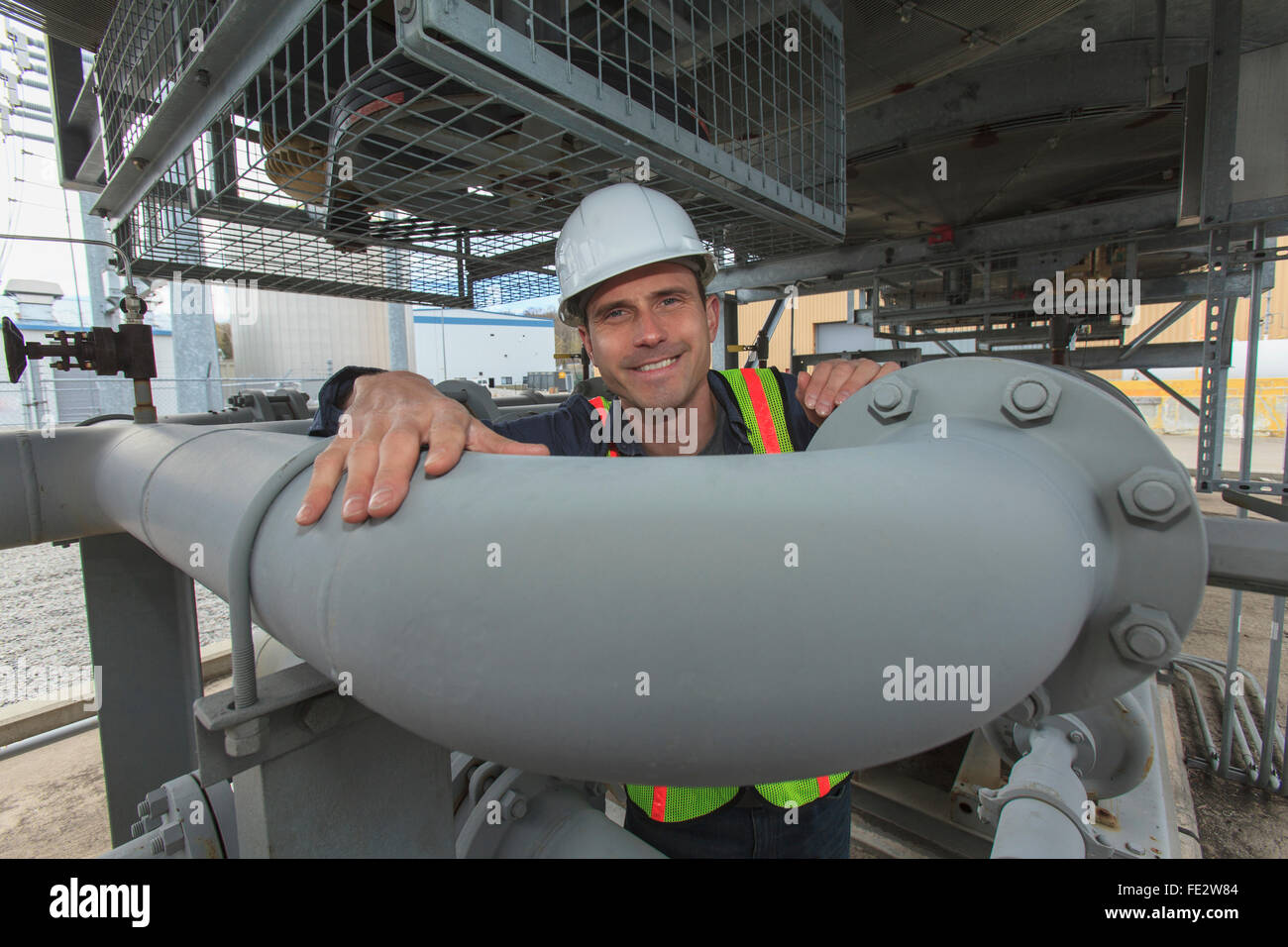 Engineer industry hi-res stock photography and images - Alamy