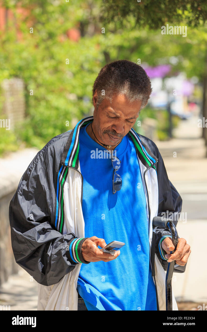 Using the brain hi-res stock photography and images - Alamy